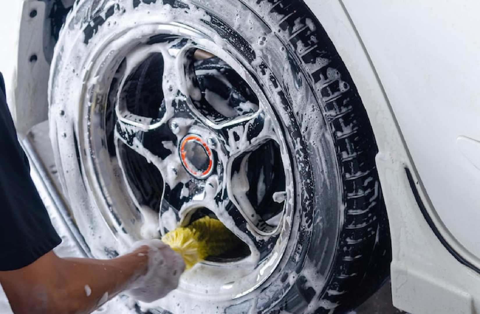 Ultimate Guide to Cleaning Car Wheels for Perfect Results